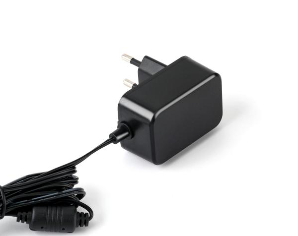 Quality 10W Universal Wall Power Adapter with 3 Years Warranty and Multiple Output for sale