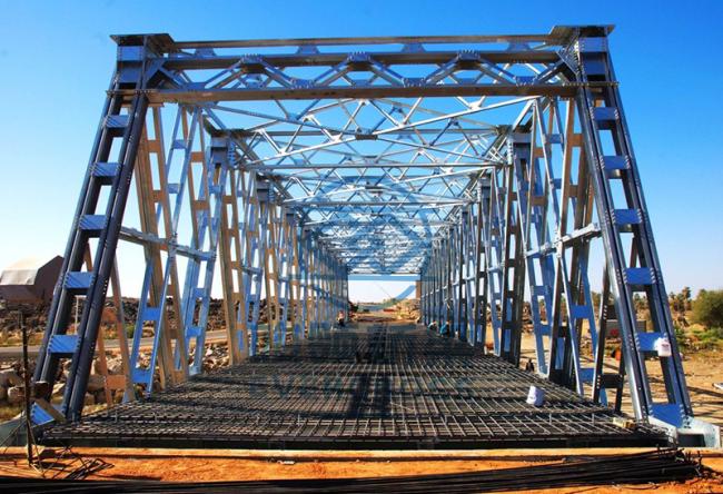 Evercross steel bridge installation example