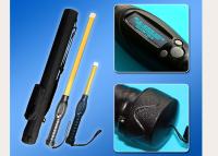 China Handheld RFID Stick Reader with OLED Display 3 Button Interface and Bluetooth 5 for Accurate Livestock Microchip Scanning for sale