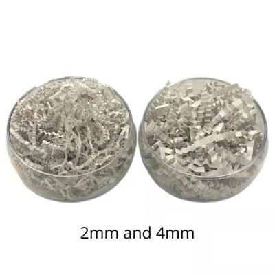 Cina 50g / La borsa ha unito lo scintillio Grey Shredded Paper Krinkled Glass imbottiglia il riempitore della scatola in vendita
