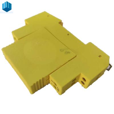 Cina Contenitore Shell Yellow di plastica di limitatore di tensione dello stampaggio ad iniezione in vendita