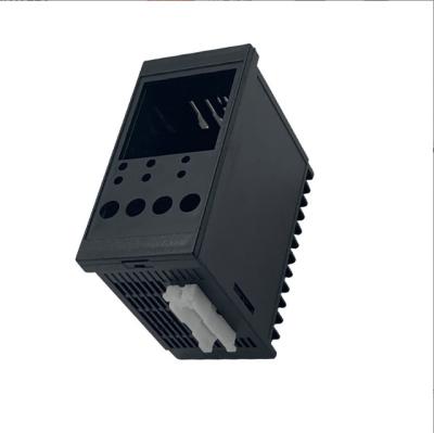 Cina PC Injection Moulding Products , Plastic Moulding Products For Operator Casing in vendita