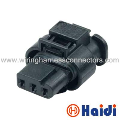 China Wiring Harness Connectors Sealed Female For Benz BMW OEM 872-858-541 for sale