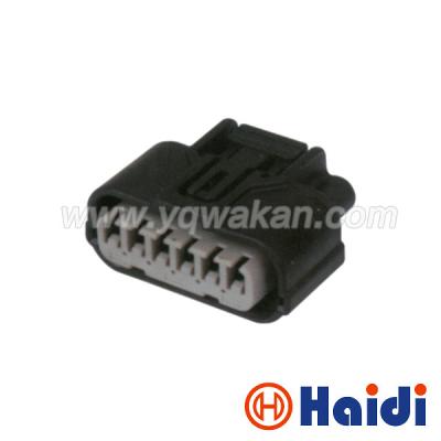 China 6 Pin Female Wire Harness For Automotive Black  Electric Connectors 6189-1012 for sale
