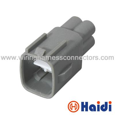 China 4 pin Male Toyota Oxygen sensor plugs electrical connectors 7282-7040-10 for sale
