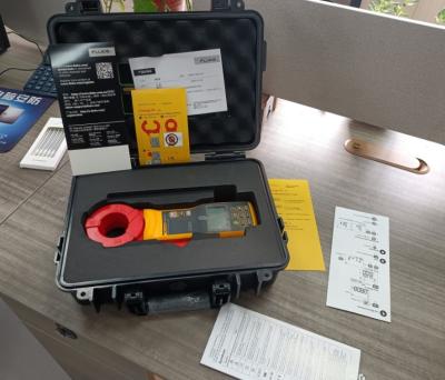 Cina Clampaglia di terra Fluke 1630-2 FC con intervallo di frequenza da 40 Hz a 1 kHz in vendita