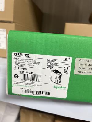 China Schneider Electric XPSMC32Z Picture Safety Controller 24V DC 12W Power Consumption for sale