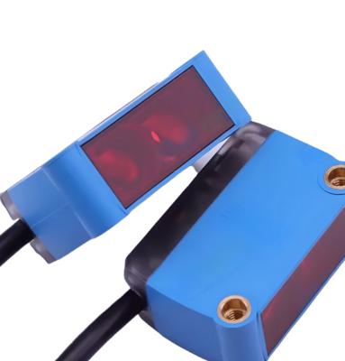 China Sick DT50-P2113 Laser Distance Sensor with 20m Range for sale