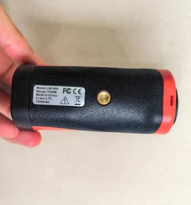 China Novo Telêmetro Laser UNI-T LM1000 com Alcance de 450 jardas, Altura, Velocidade de 0-300km/h e Erro Angular de ±1° para Medição Precisa à venda