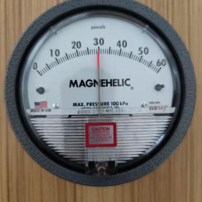 China Dwyer Series-2000 Magnehelic Differential Pressure Gauge with No Power Needed, IP67 Rating, and NPT Female Connection for sale