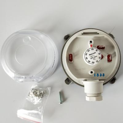 China Igniting Differential Pressure Gauge Offering Vibration Resistance 2g Magnetic Stands Providing and Precise Pressure Monitoring Capabilities for sale