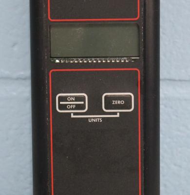 China Dwyer DPGA-10 Digital Pressure Gauge with 200 Hours Battery Life 0.5% FS Accuracy and Aluminum Alloy Housing for Industrial Applications for sale