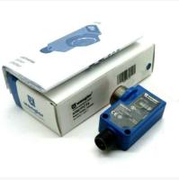 China Wenglor KR87PCT2 Retro-Reflex Sensor for Transparent Objects M18 Thread 12m Range for sale