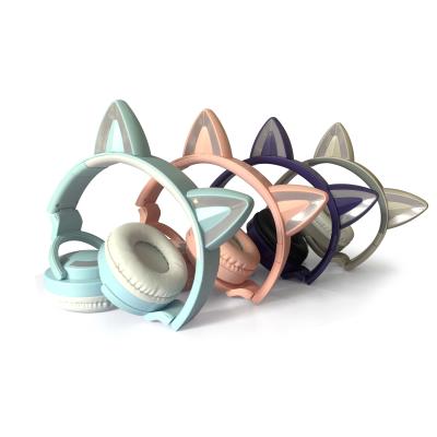 Cina Cuffia avricolare sveglia infiammante del LED Cat Ears Headphones Bluetooth Wireless con Mic Kid Girl Stereo Music in vendita