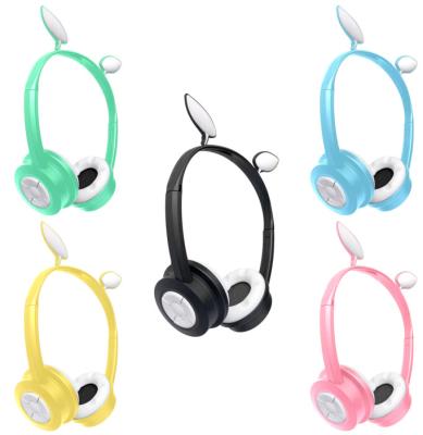 Cina Nuova cuffia avricolare di annullamento di rumore del LED Bluetooth Cat Ear Wireless Headsets Foldable con il Mic in vendita