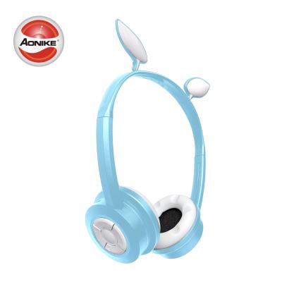 Cina Nuova cuffia avricolare di annullamento di rumore del LED Bluetooth Cat Ear Wireless Headsets Foldable con il Mic in vendita