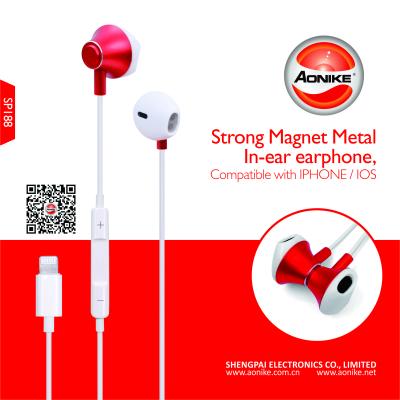 Cina Cuffie di commutazione del cavo del fulmine 16Ohm di canzone 10mm in vendita