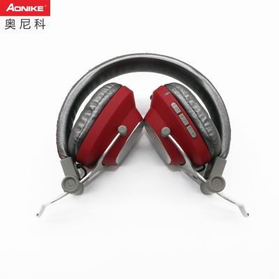 Cina 5,0 cuffie di Bluetooth di alta fedeltà di versione in vendita