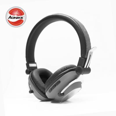 Cina Cuffia avricolare stereo radiofonica pieghevole delle cuffie ad alta fedeltà senza fili di Bluetooth con Mic Deep Bass in vendita