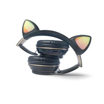Cina Cuffia stereo senza fili portatile Bluetooth Cat Ear Earphones in vendita
