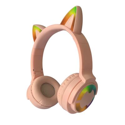 China Auriculares bonitos leves instantâneos de Cat Wireless Bluetooth Headphones 5,0 TWS com Mic  à venda
