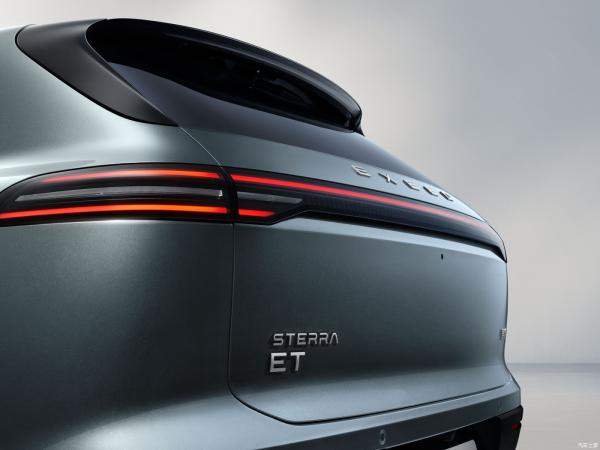 Quality 200km/h Chery Electric Car SUV EXEED ET 290 Nm Torque With Side hung door for sale