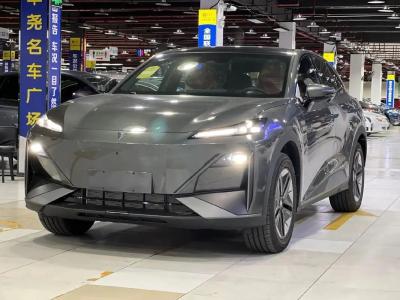 Cina Guida posteriore Changan Auto elettrica berlina Blu profondo S07 pneumatici radiali in vendita