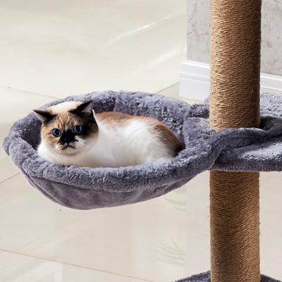 Cina Albero da arrampicata per gatti in legno personalizzato con design moderno e lusso e torre di grattacapi in vendita
