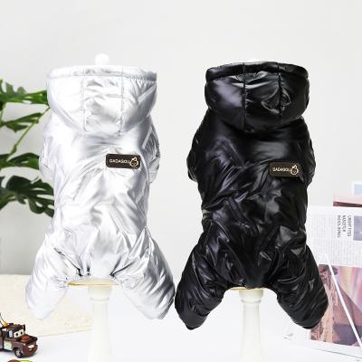 Cina Abbigliamento per animali essenziali Giacca invernale imbottita per piccoli cani Cappotto a quattro zampe in vendita