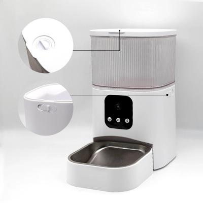 China Mobile App Remote Control Cat Feeder 300ml Wifi Cat Food Dispenser for sale