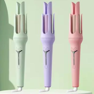 Cina Ferro per capelli corti automatico da 32 mm Impostazioni della temperatura 160°C 180°C 200°C Disegno anti-bruciore Protezione automatica contro il disattivamento in vendita