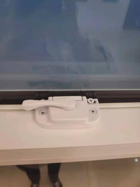 NFRC ダブル UPVC ダブル ハング 窓 105mm
