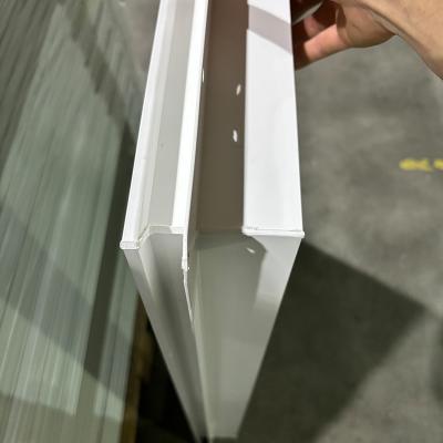 中国 省エネ UPVC シングルハング窓 カスタムサイズ 騒音軽減 販売のため