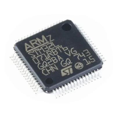 Cina New and Original STM32 STM32L071 STM32L071RBT6 QFP64 Stock IC chips in vendita