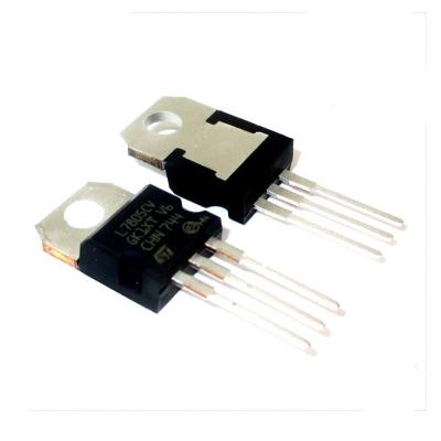 Cina Cheap Wholesale PMIC L7805CV-DG L7805CV L7805 SOP24 Power management chips with low price IC chips in vendita