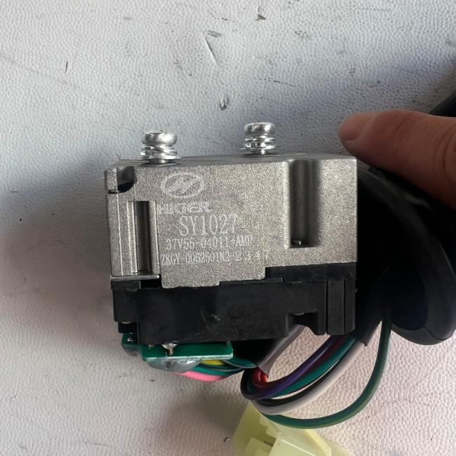 Higer Bus Combination Control Switch 37V55-04011-AMP