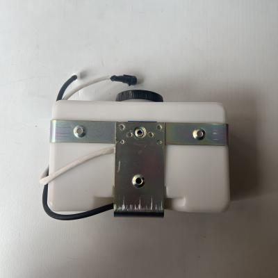 China Universal Bus Windshield Washer Reservoir 5207-00015 for Yutong King Long Higer Ankai for sale