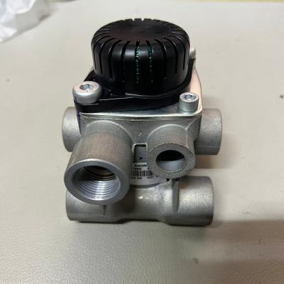 China The core safety component of the braking system: Knorr differential pressure relay valve for Yutong and King Long buses | Part number: K158597 for sale