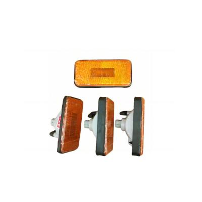 China Toyota Coaster Side Marker Light 12V Clip Mount Clearance Indicator Lamp Replacement for sale