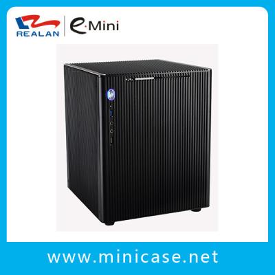 Cina Micro mini cassa del PC di ITX di ATX, caso da tavolino di alluminio esile unico in vendita