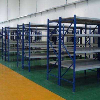 Cina 5 scaffali resistenti a mensola Boltless regolabile di stoccaggio della fila in vendita