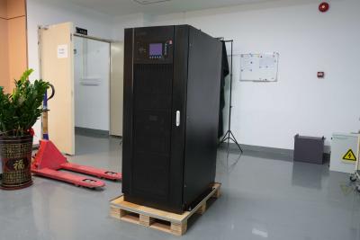 Cina 200KVA online UPS a bassa frequenza modulare un gruppo di continuità di 3 fasi in vendita