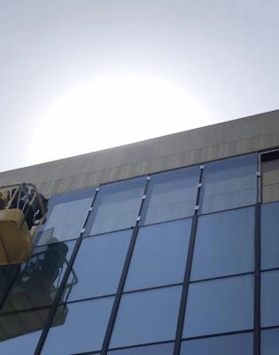 中国 オーダーメイド エネルギー 節約 独特のデザインパターンを持つ 防音ガラスカーテン 壁 販売のため