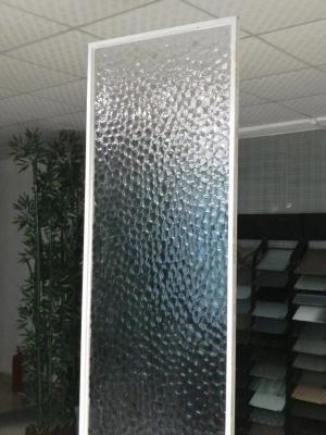 China Vidrio personalizado duradero, vidrio de ventana para exhibición decorativa única for sale