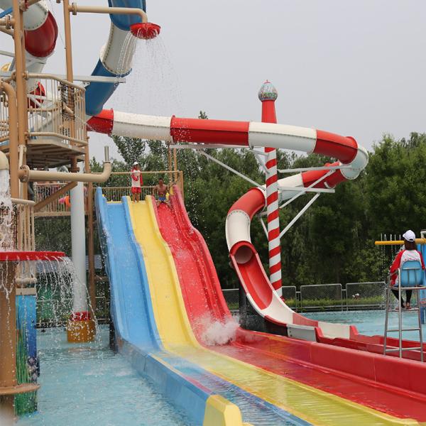 Quality Customized Splash Pad Fiberglass Waterslides Playground Slide For Pool for sale