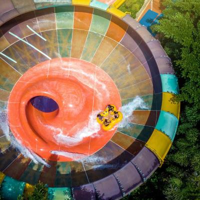 China Large Spiral Pool Slide Fiberglass Spiral Waterslide Multi Slide Combination for sale