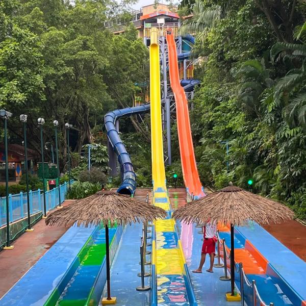 Quality 400sqm Amusement Park Water Slide Backyard Fiberglass Water Slide for sale