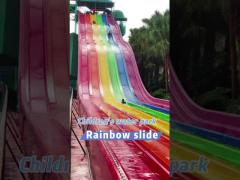 Adulti Parco d'avventura del fiume pigro Attrezzature per il parco giochi d'acqua Blu Verde