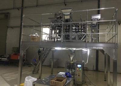 Cina Multifunctional Counting Packaging Machine With 32 Head Weigher for mixing food in vendita