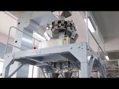 Machine de conditionnement verticale avec le bagger deux
